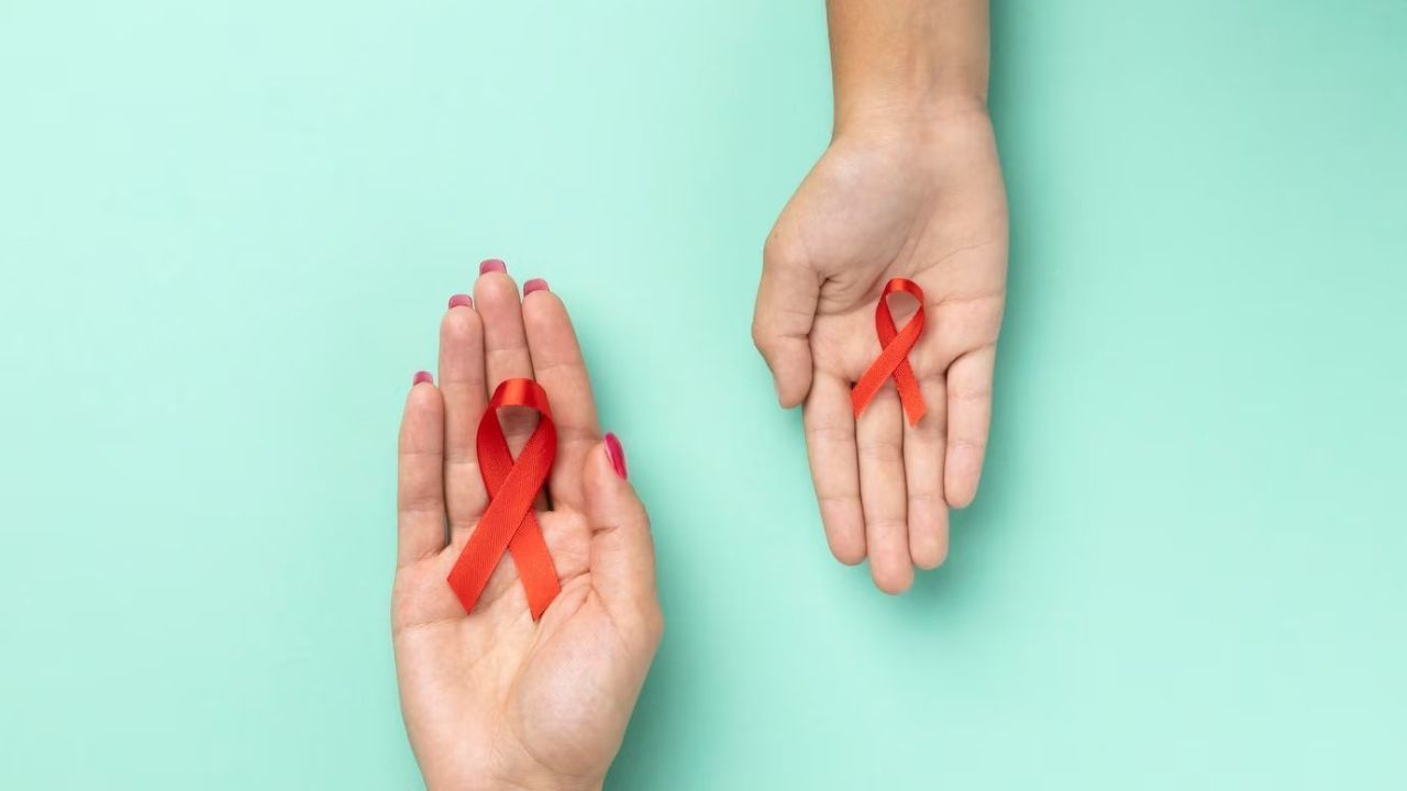 Dezembro Vermelho: mês de prevenção, testagem e combate ao estigma do ...