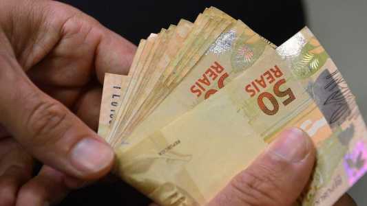 IBGE: rendimento médio do brasileiro foi de R$ 3.367 em 2025 | Rádio ...