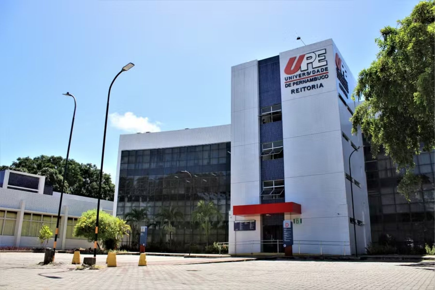 Inscrições abertas para concurso da UPE: 19 vagas e salários de até R ...
